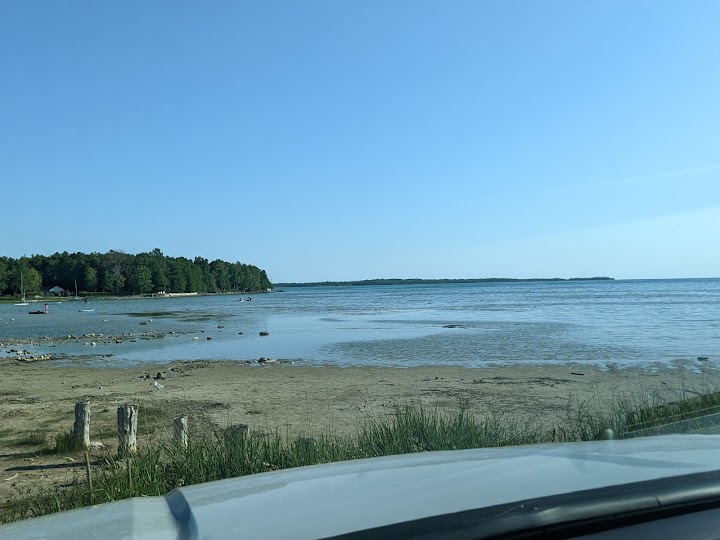 Oliphant Beach - Grey Bruce Cottages Inc.