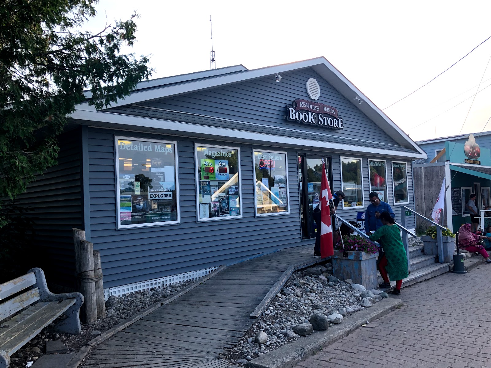 Reader's Haven Book Store - Grey Bruce Cottages Inc.